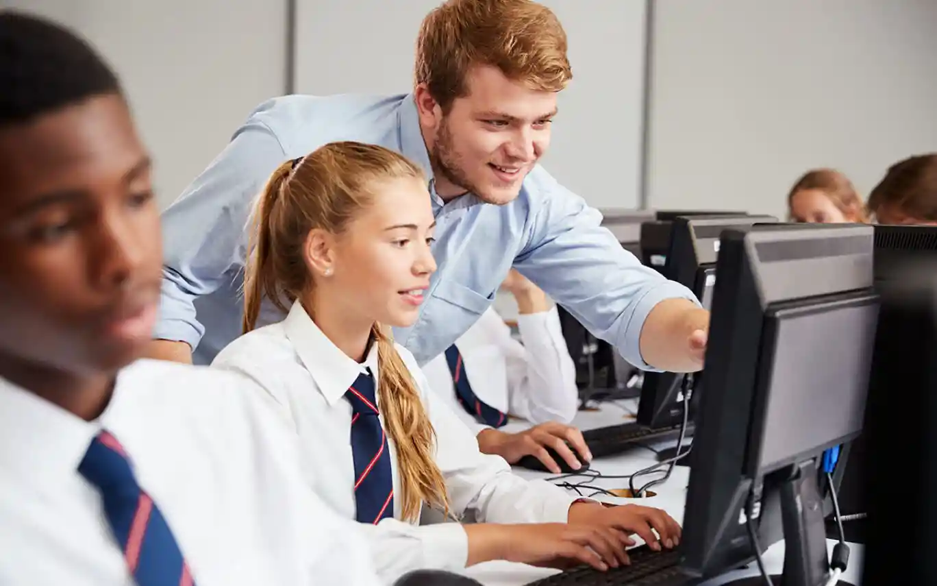 Online Learning for Schools Platform | Wolsey Hall For Schools